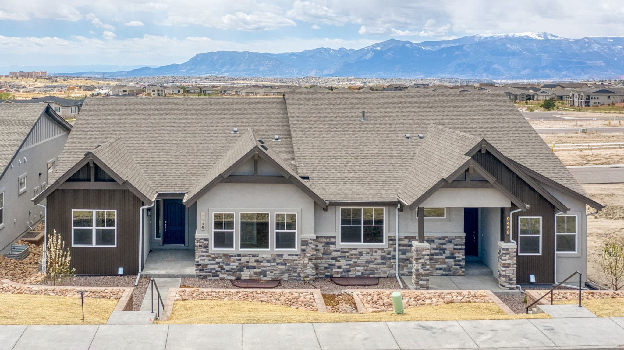 Vanguard Ranch Home with 3 Beds, 3 Baths in Wolf Ranch
